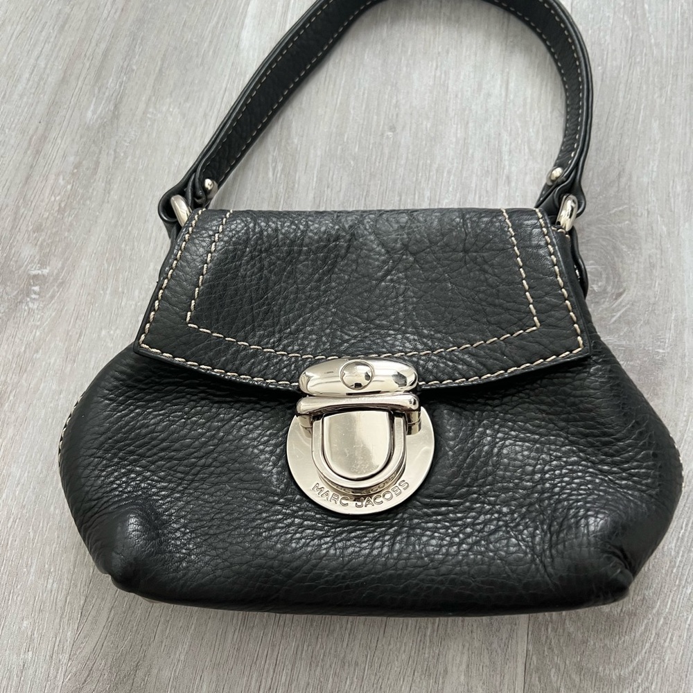 Rare Mini Vintage Marc Jacobs Black Leather Bag. - Gem